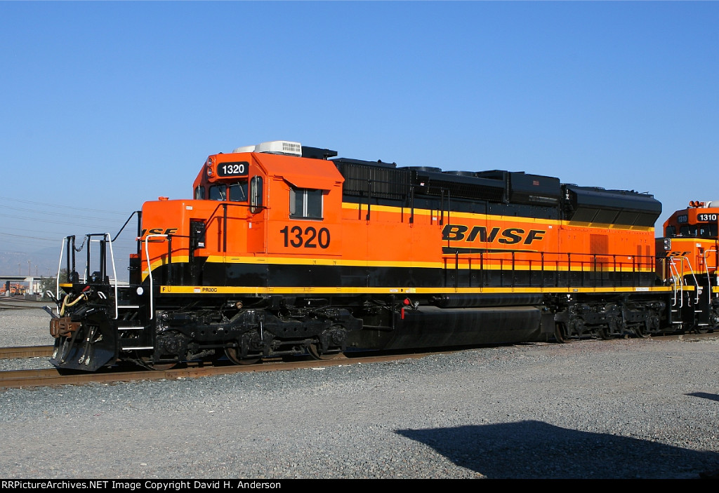BNSF 1320